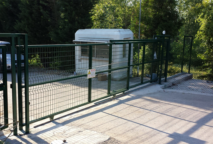 Kayar Kapı Motorları - Yana Kayar Kapı Sistemleri | Boss Teknoloji